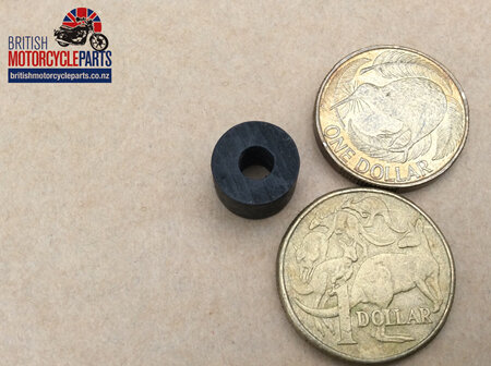83-3522 Reflector Rubber - British Motorcycle Parts Ltd