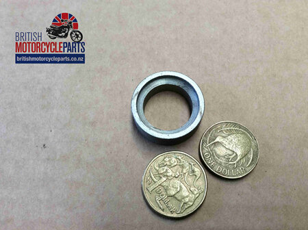 83-7015 Rear Brake Spring Retainer Boss T140 1981 on - British ...